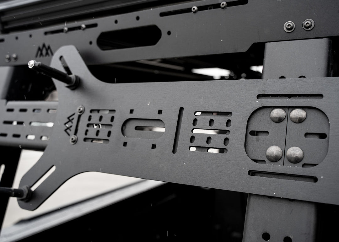 Universal Dogbone Aluminum Traction Board Mount – Super Overland Outfitters